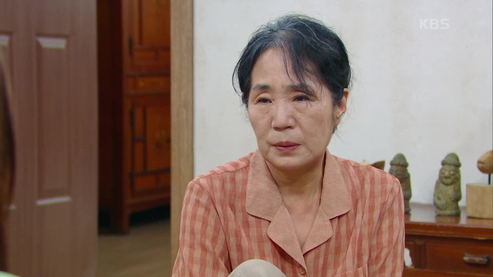 ＂어제 놀라시는 거 봤습니다＂숨기는 게 있는듯한 천기사 어머니 | KBS 220825 방송 - KBS