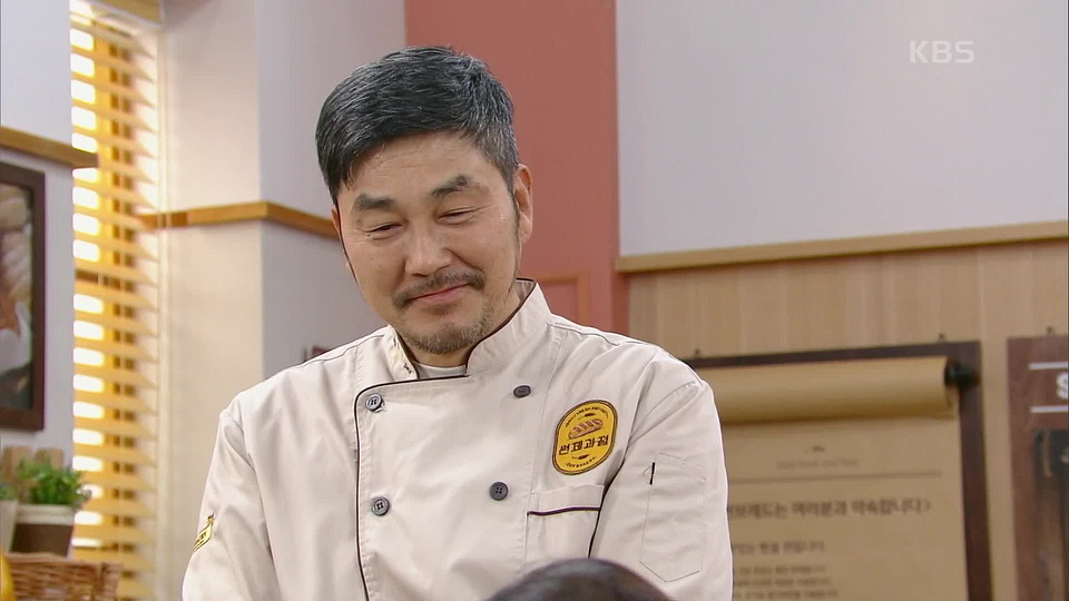 김영호는 이윤성에게 미안한 마음을 담아 특별 메뉴를 선물한다 | KBS 230602 방송 - KBS